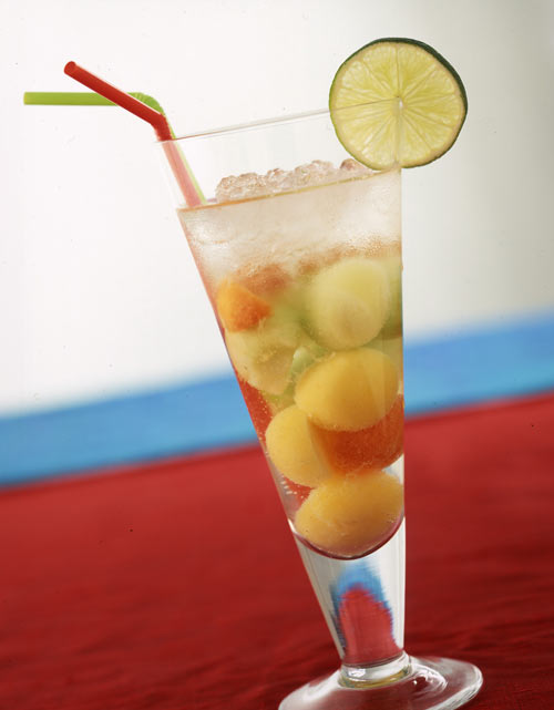 White Rum and Lime Splash Cocktail - Vegetarian Society